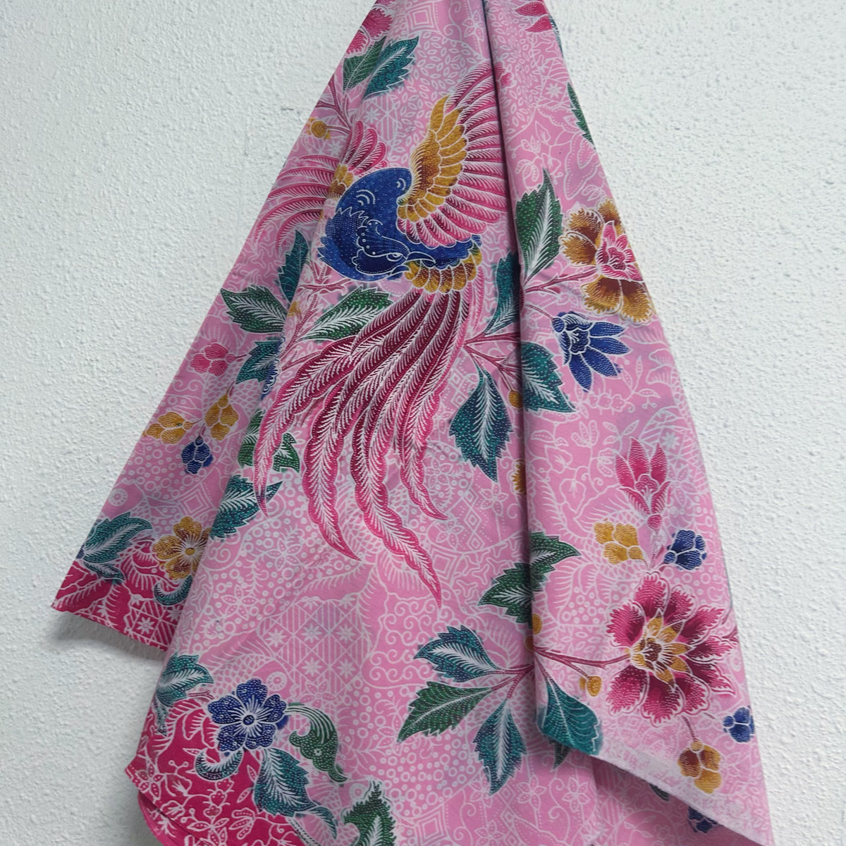 (Hand-stamped batik) Song of Birds Pink – Lee Ann Textiles SG
