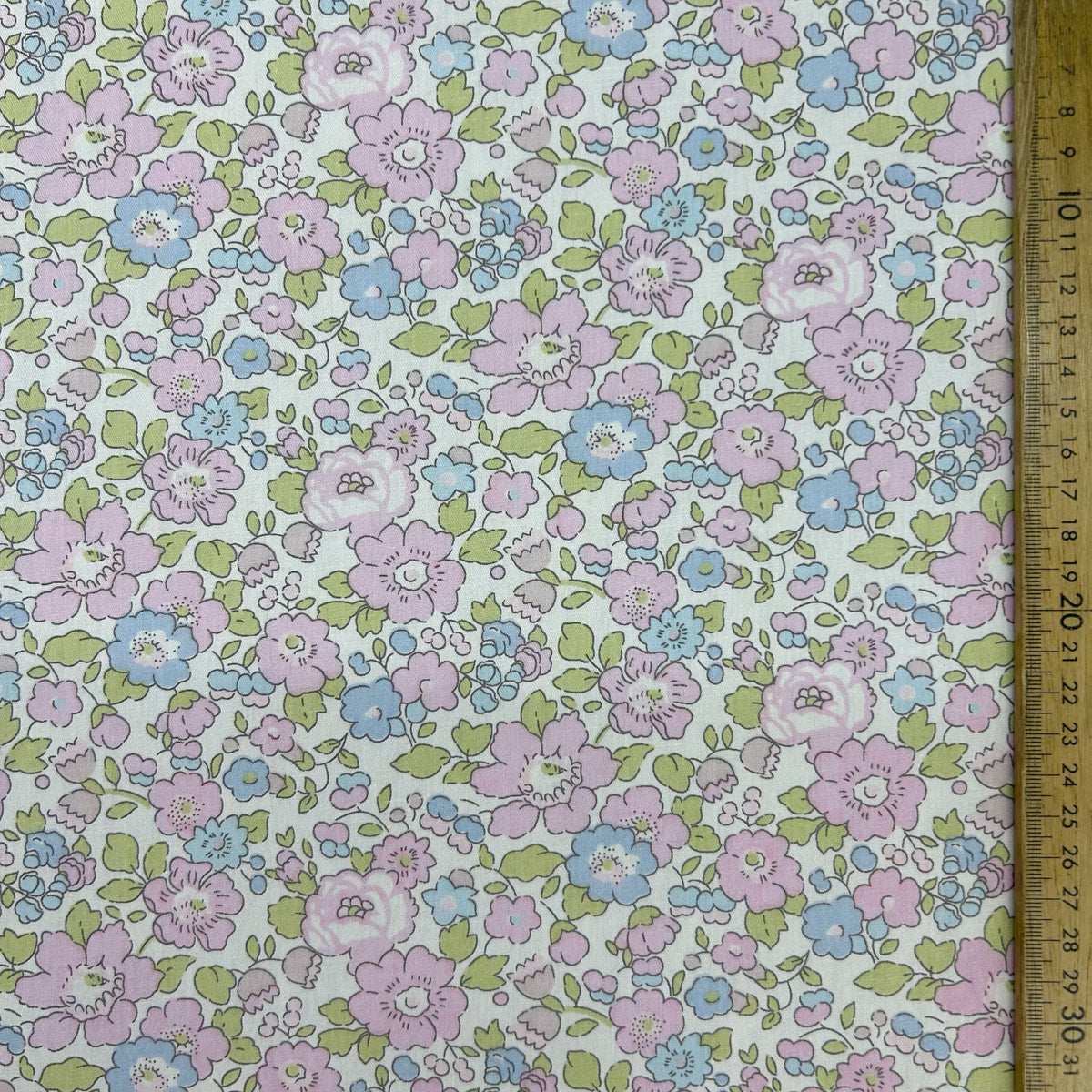 Pastel Dainty Flowers – Lee Ann Textiles SG