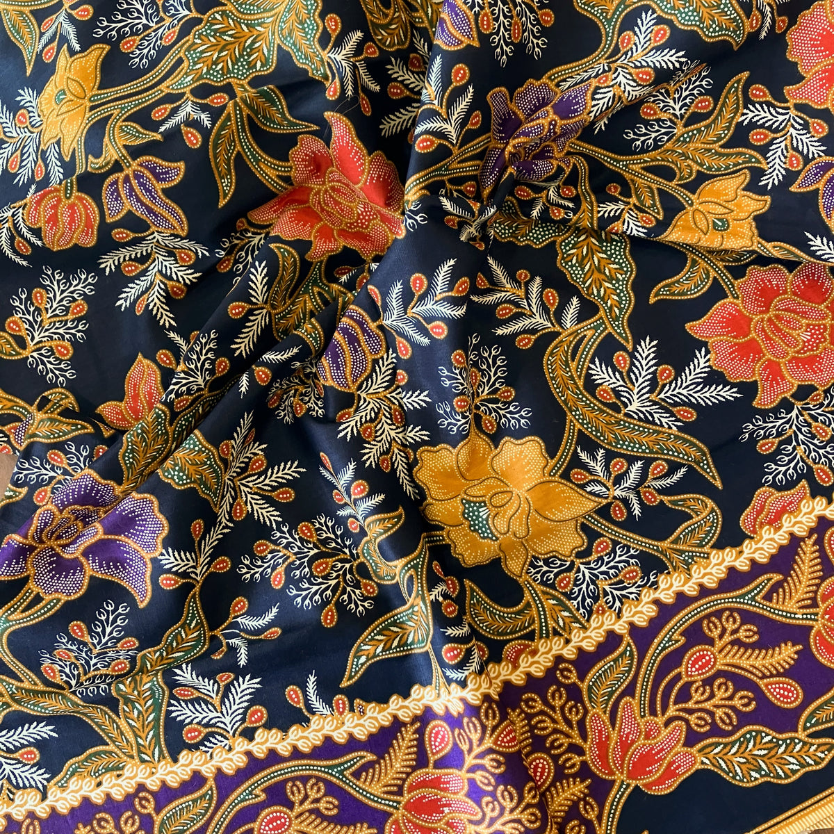 The Black Beauty Purple – Lee Ann Textiles SG